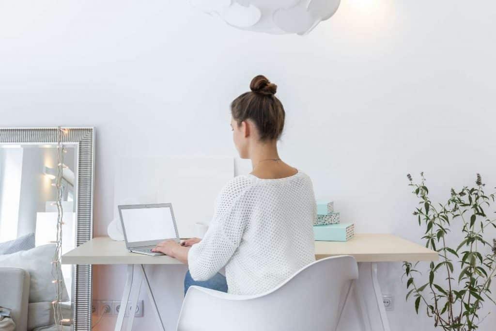 9 perfect Work From home Jobs that pay well - The Whealth Flower